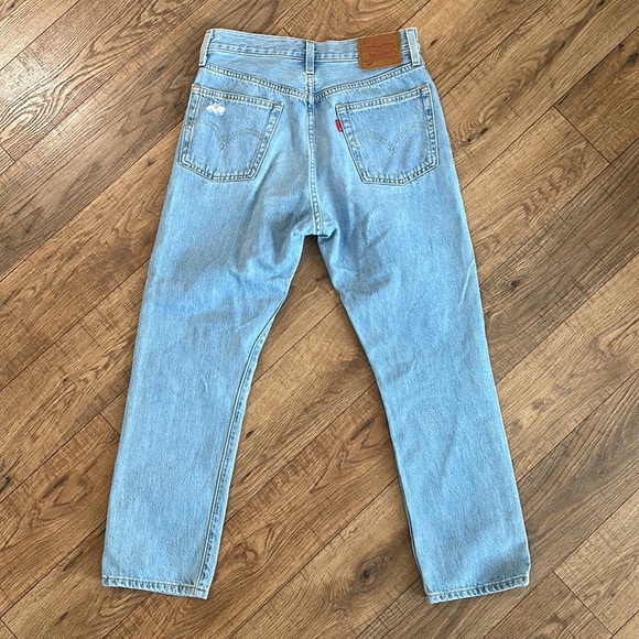 Levi's | Jeans | Levis 5 High Rise Light Wash Distressed Jeans Hidden ...